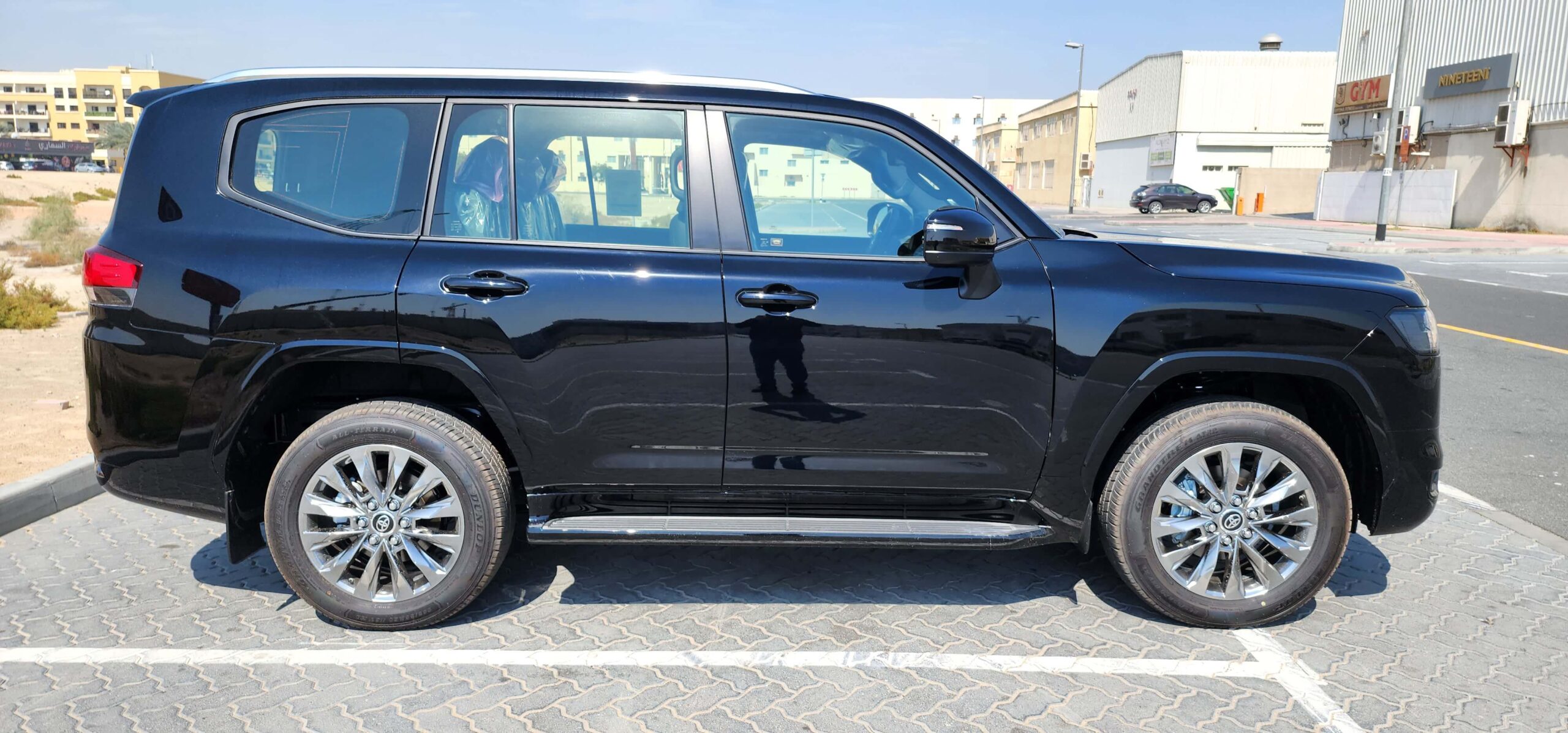 2025 TOYOTA LAND CRUISER 4.0 V6 PETROL GXR IN DUBAI FOR EXPORT ...