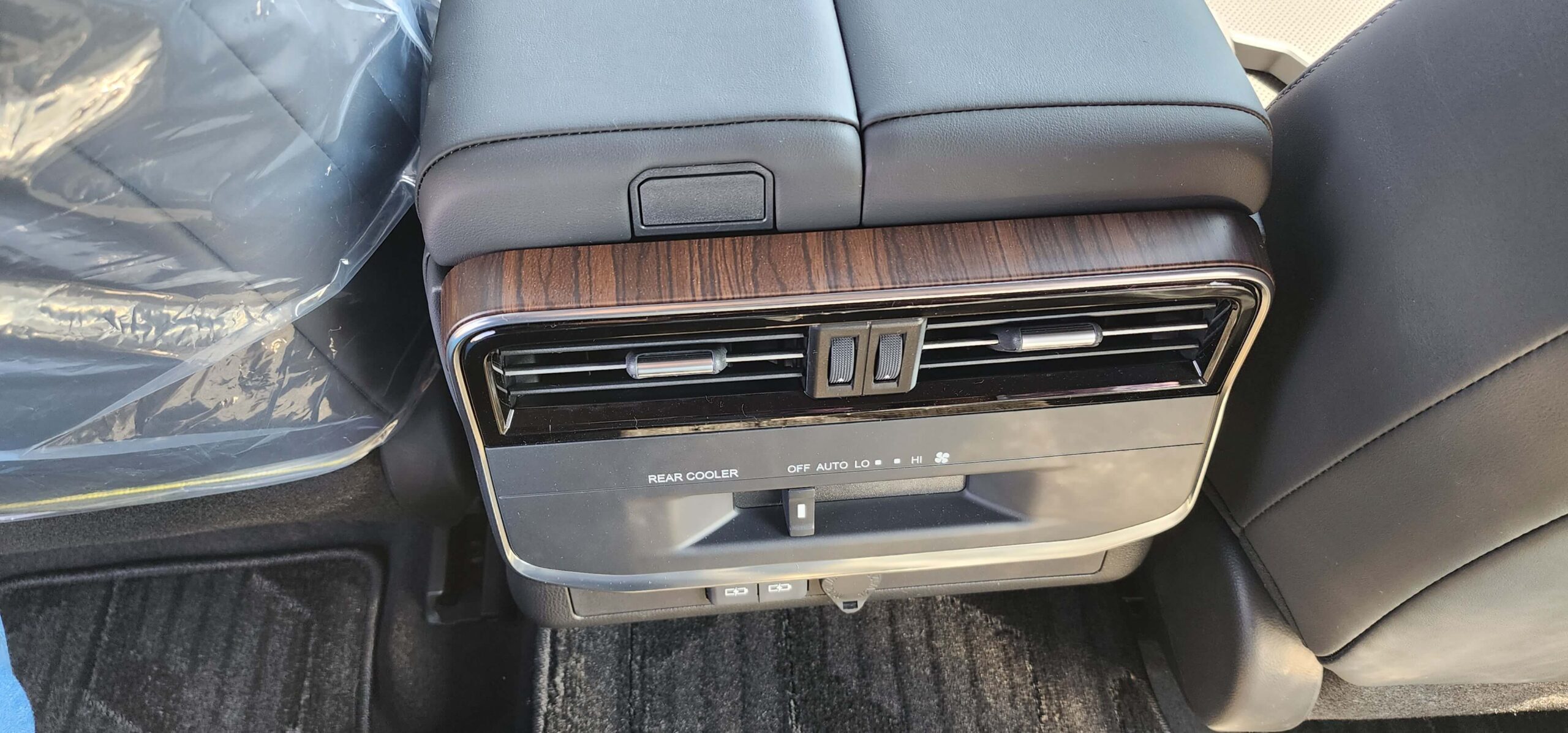 2025 TOYOTA LAND CRUISER 4.0 V6 PETROL GXR IN DUBAI FOR EXPORT ...