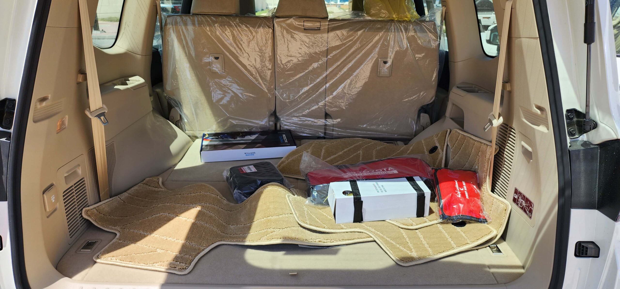 2025 LAND CRUISER 3.5 PETROL GXR IN DUBAI FOR EXPORT – Friends-trd