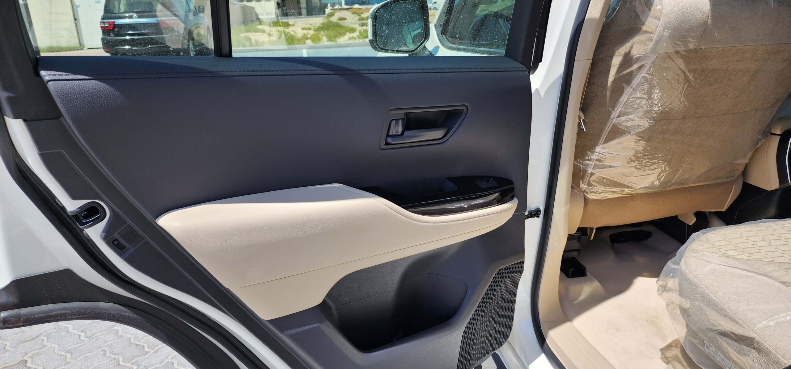 2025 LAND CRUISER 3.5 PETROL GXR IN DUBAI FOR EXPORT – Friends-trd