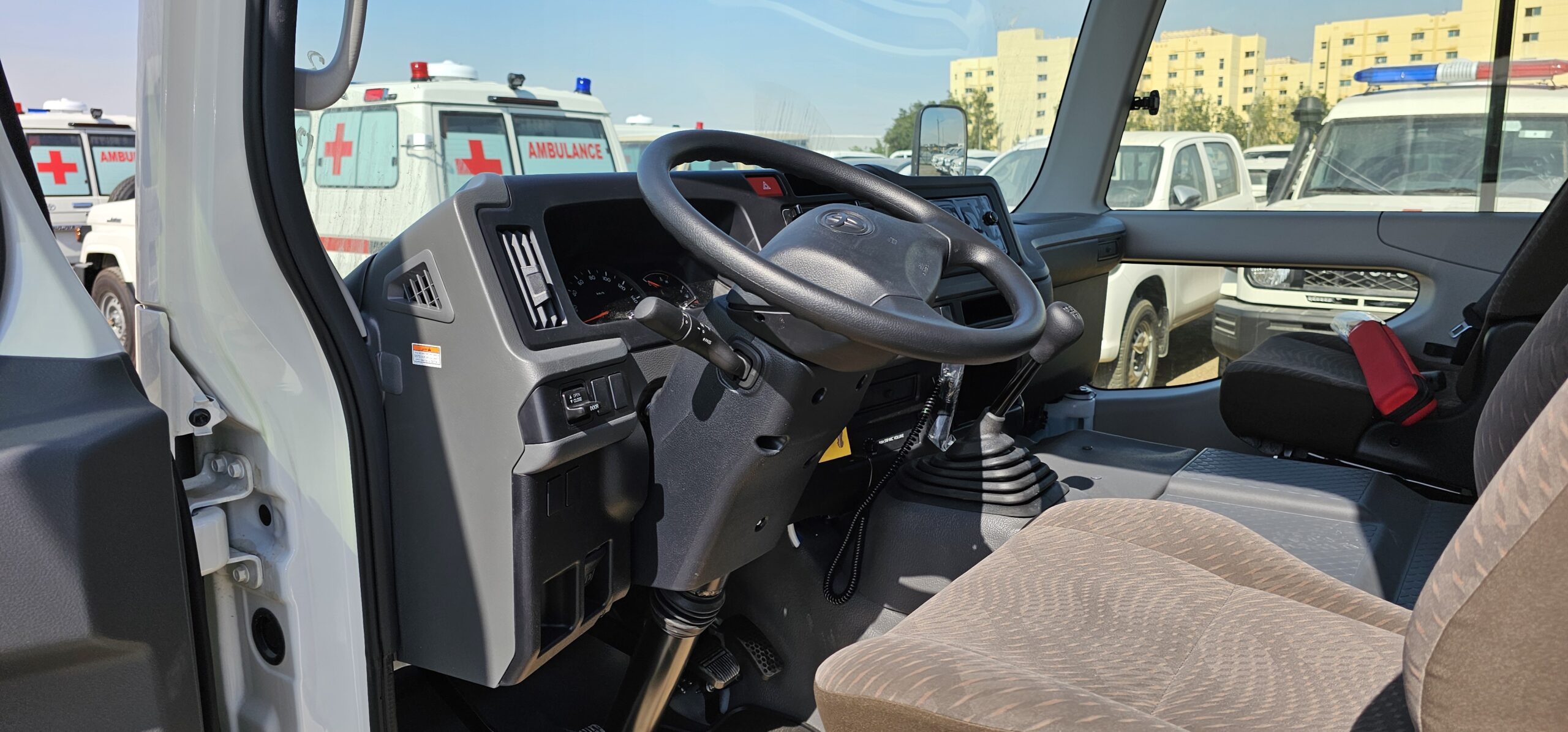 2025 Toyota Coaster Bus Diesel In Dubai For Export - Friends-trd