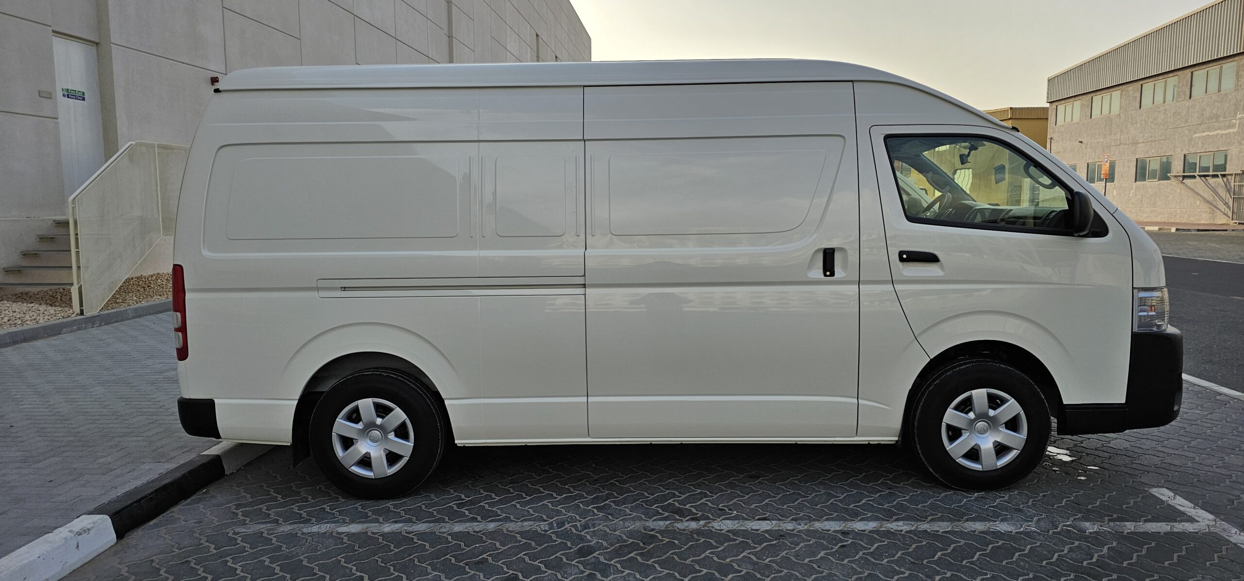 2025 Toyota Hiace Delivery Van For Export In Dubai – Friends-trd