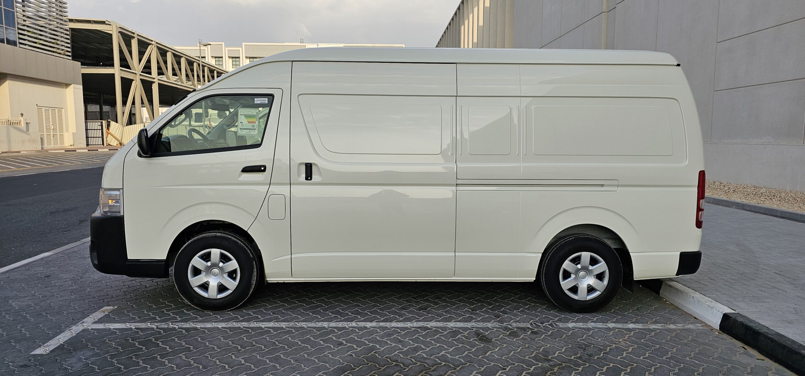 2025 Toyota Hiace Delivery Van For Export In Dubai - Friends-trd